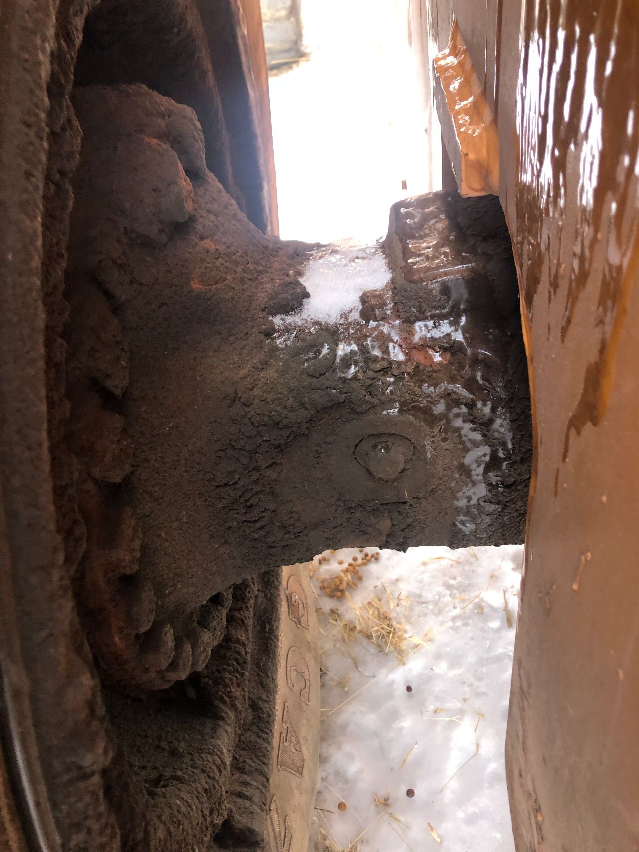 298446A1 | Case 921C Axle Assembly for Sale