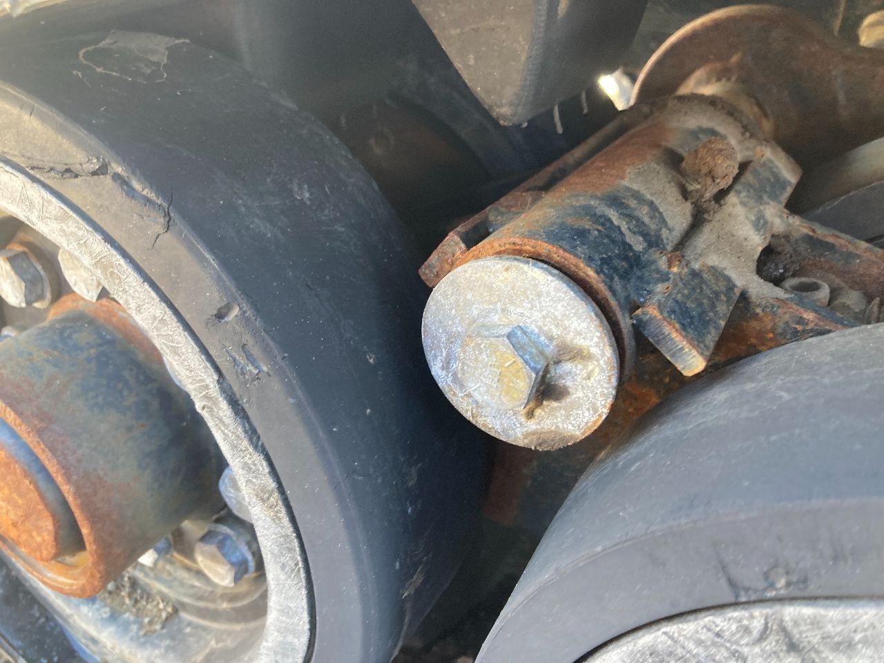 2013-048 | ASV RT40 Axle Assembly for Sale