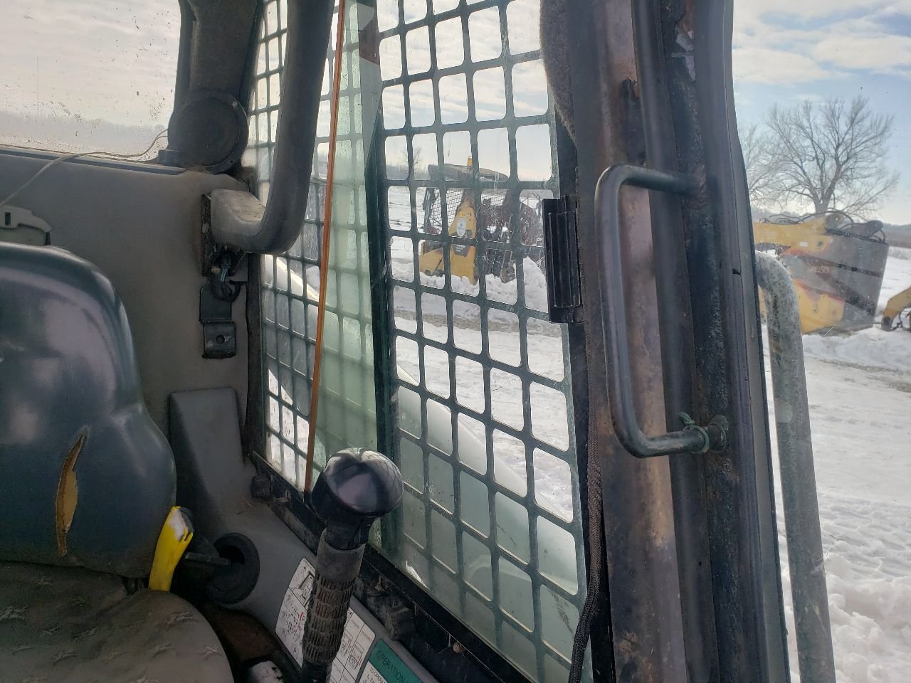 7003481 | Bobcat 763 Equip Side Glass for Sale