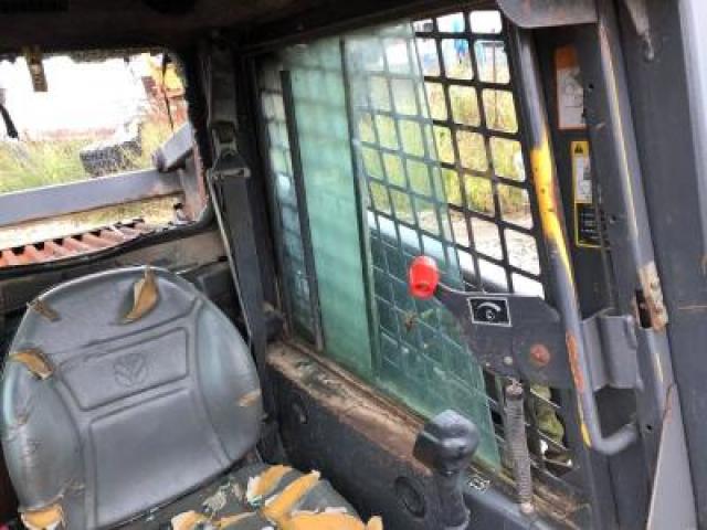 New Holland L180 Equip Side Glass for Sale