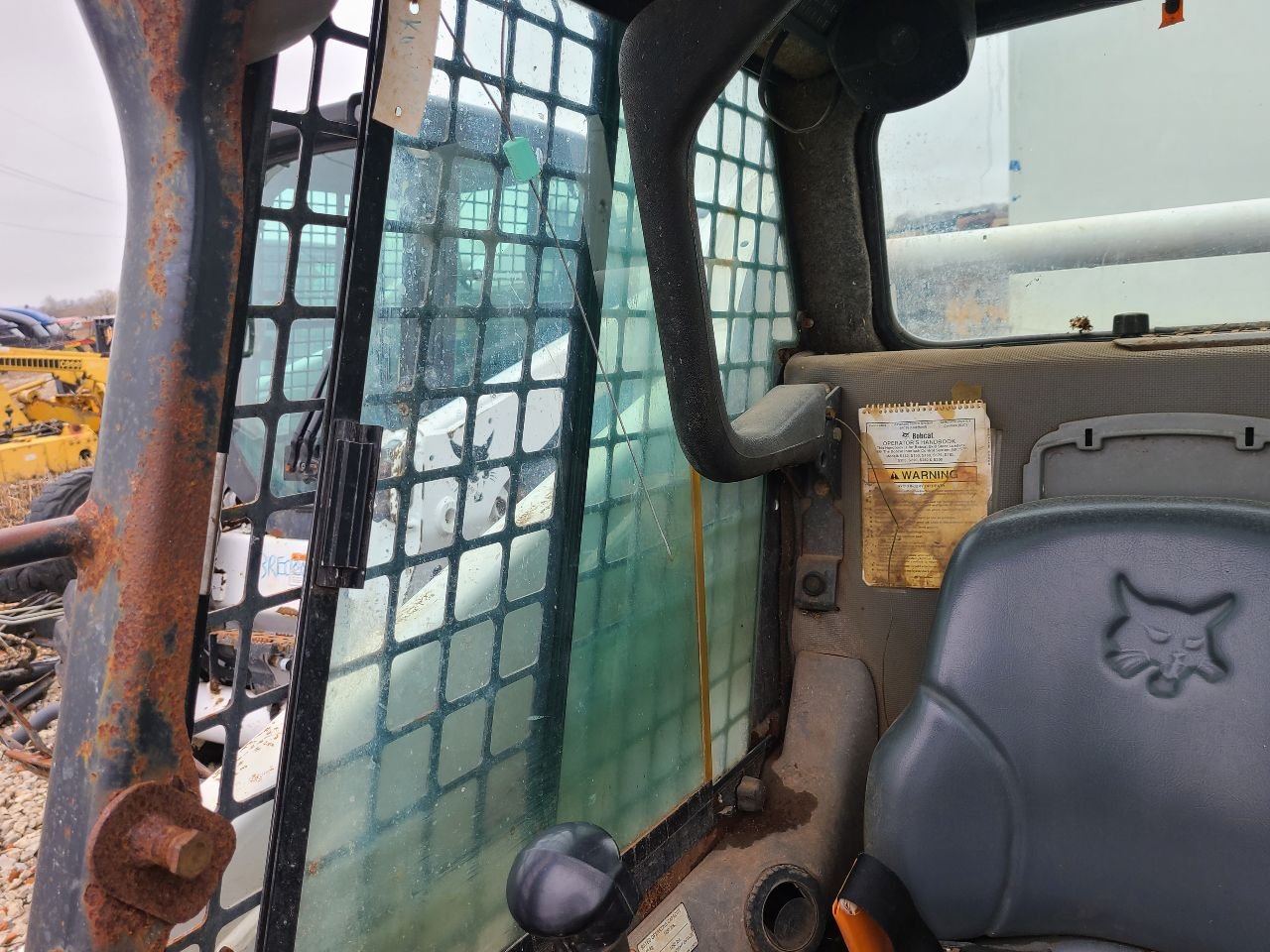 6691002 | Bobcat S185 Equip Side Glass for Sale