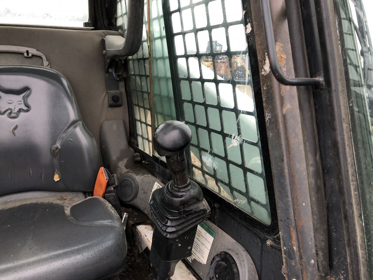7003481 | Bobcat T300 Equip Side Glass for Sale