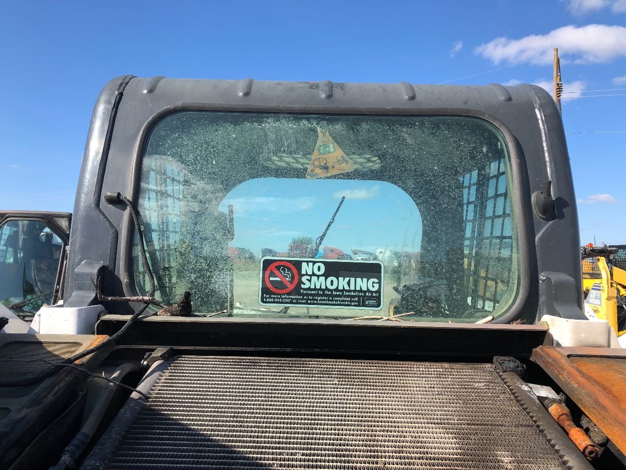 7219974 | Bobcat T770 Back Glass for Sale