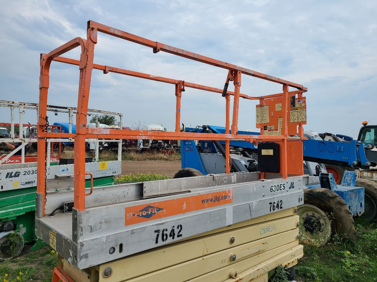 JLG 2630ES Basket/Platform for Sale