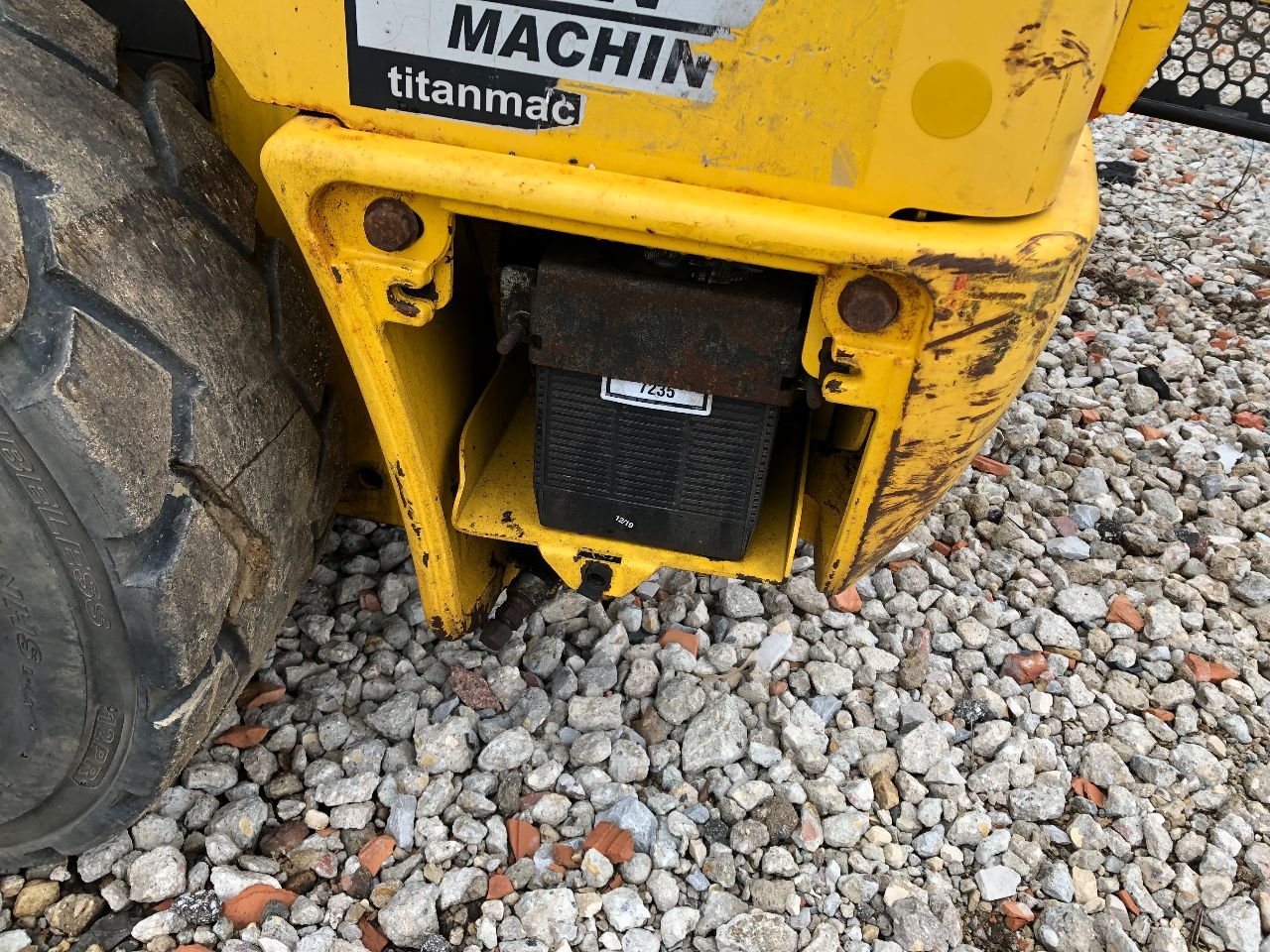 47504467 | New Holland L220 Equip Bumper for Sale