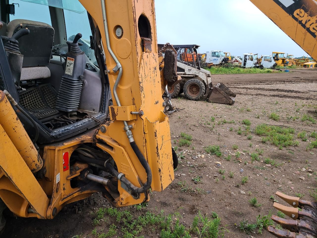 122284A2 | Case 580 SM Boom for Sale