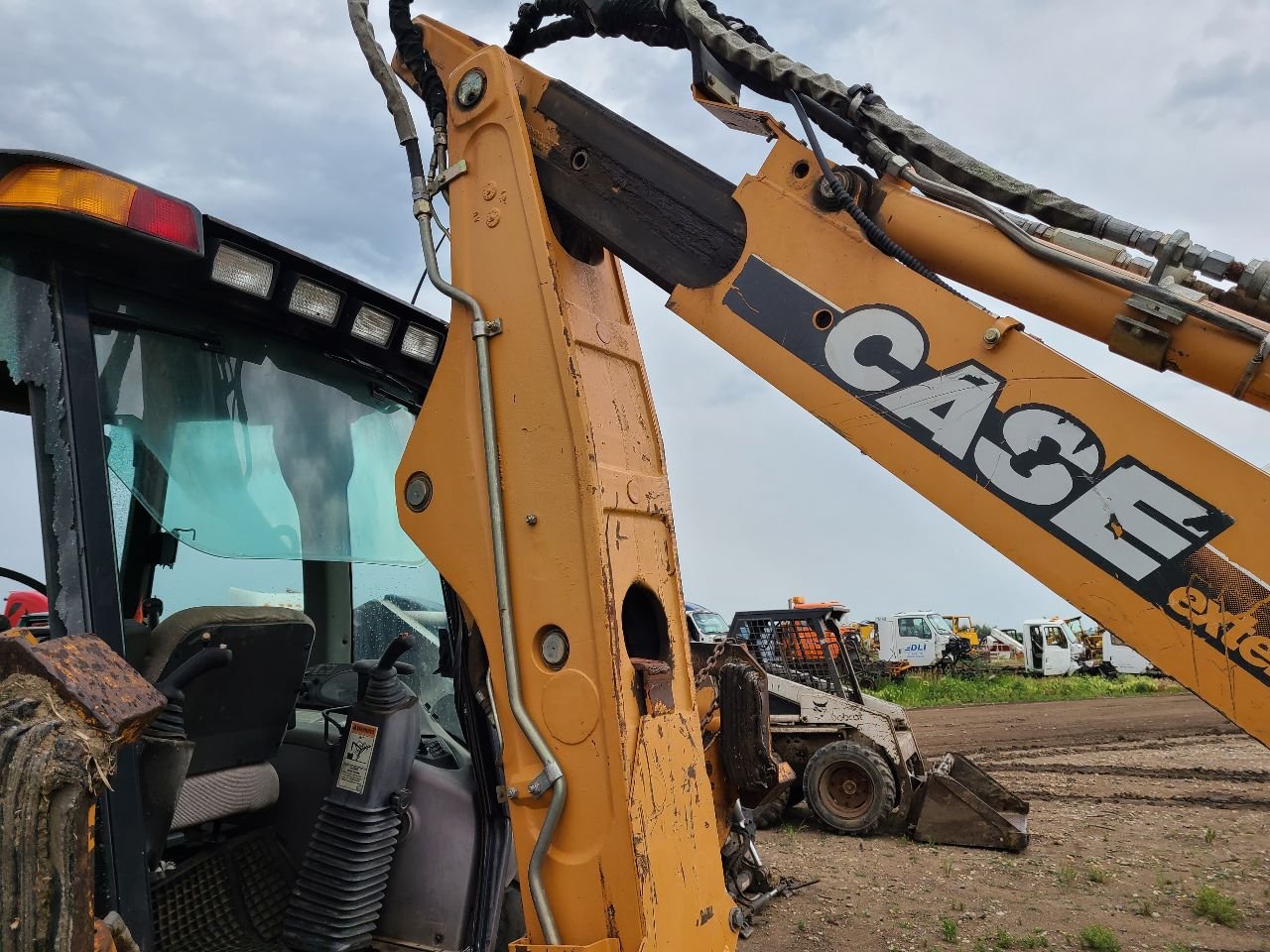 122284A2 | Case 580 SM Boom for Sale