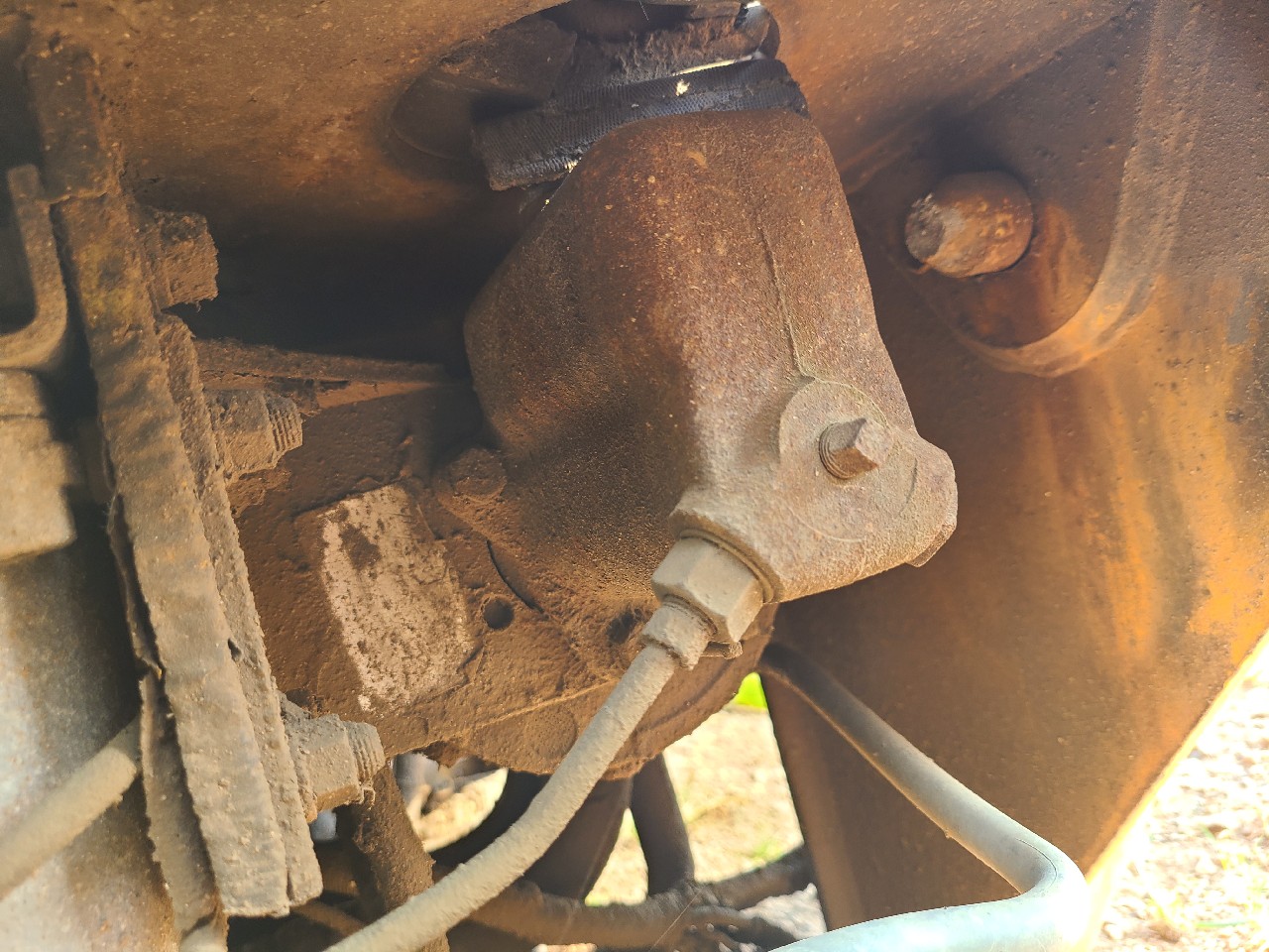 73046821 | Fiat-Allis 645-B Brake Master Cylinder for Sale