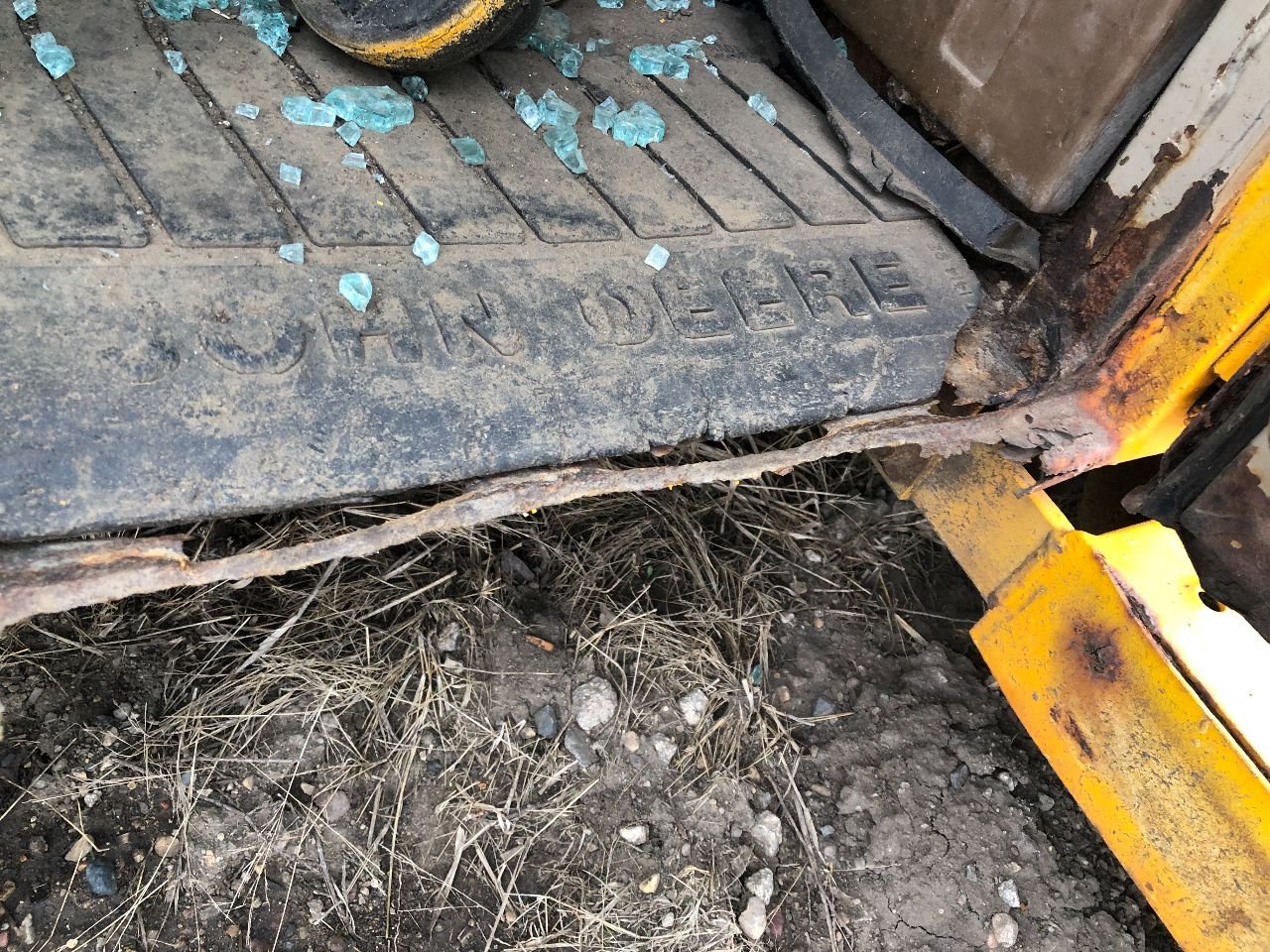 AT150000 | John Deere 544G Cab Assembly for Sale