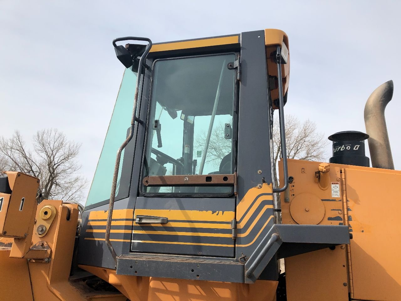336958A1 | Case 621C Cab Assembly for Sale
