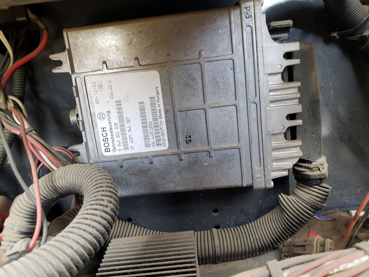 AT301722 | ZF 4WG-260 Equip Transmission Control Module for Sale