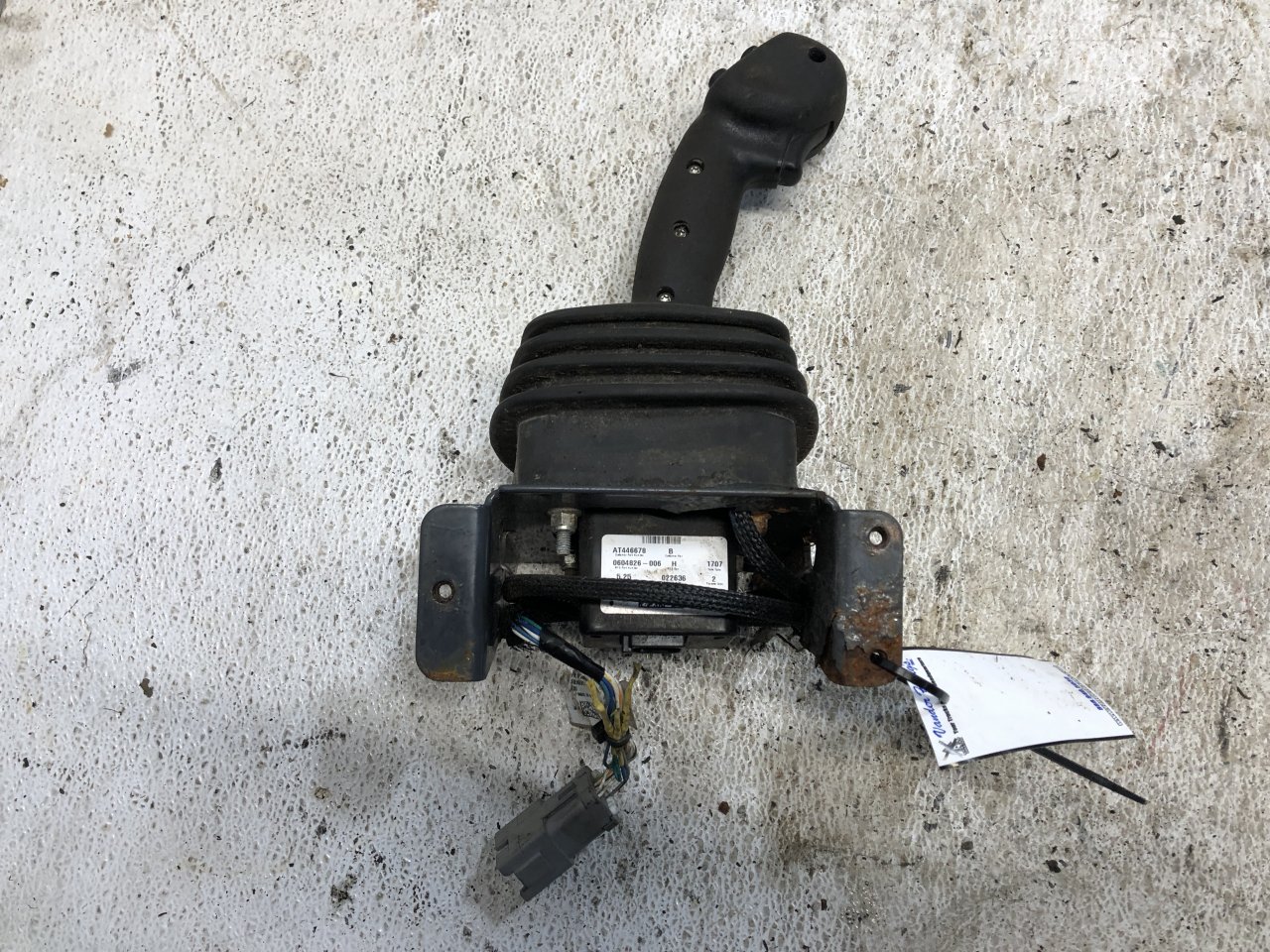 AT446678 | John Deere 318G Controls for Sale