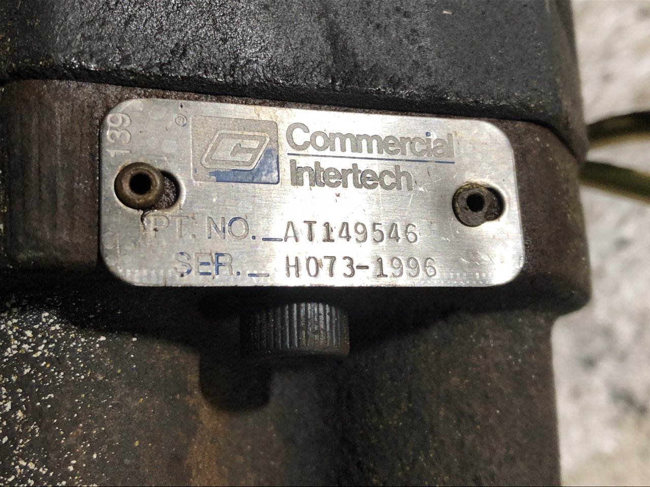 AT149546 | John Deere 544G Controls for Sale