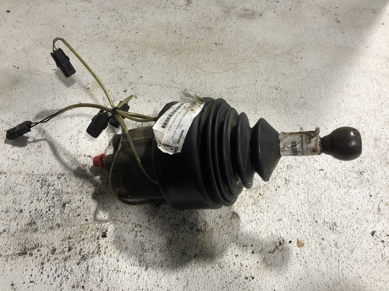 AT149546 | John Deere 544G Controls for Sale