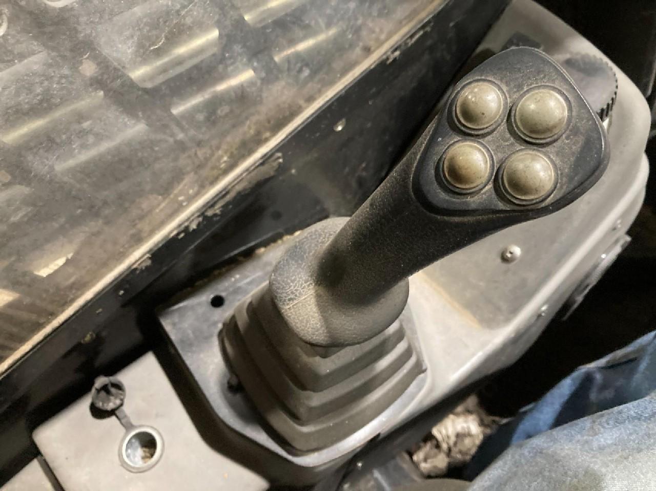 2075-739 | ASV RT120F Controls for Sale