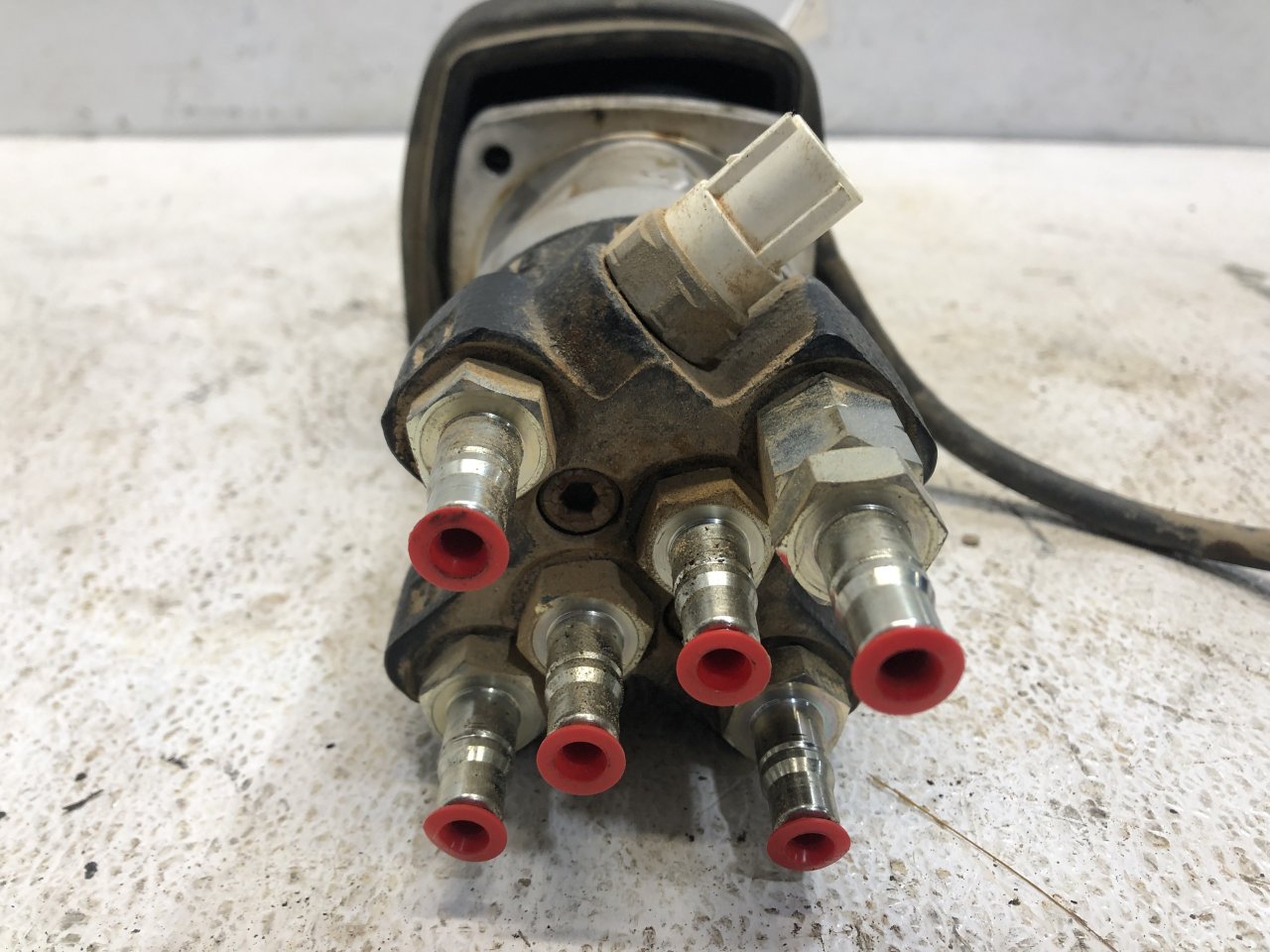 V0521-64510 | Kubota SVL75-2 Controls for Sale