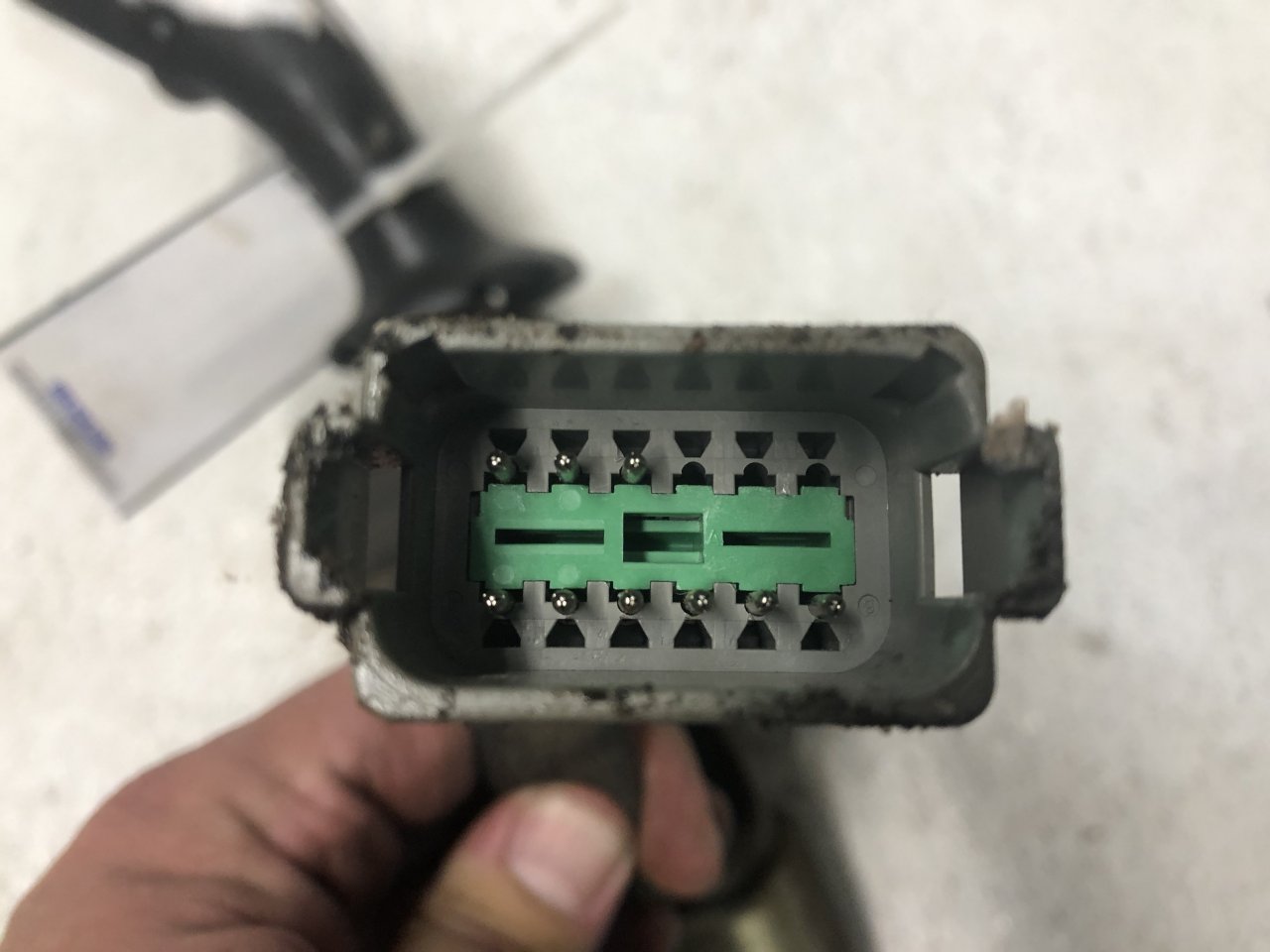 6915268 | Bobcat V723 Controls for Sale