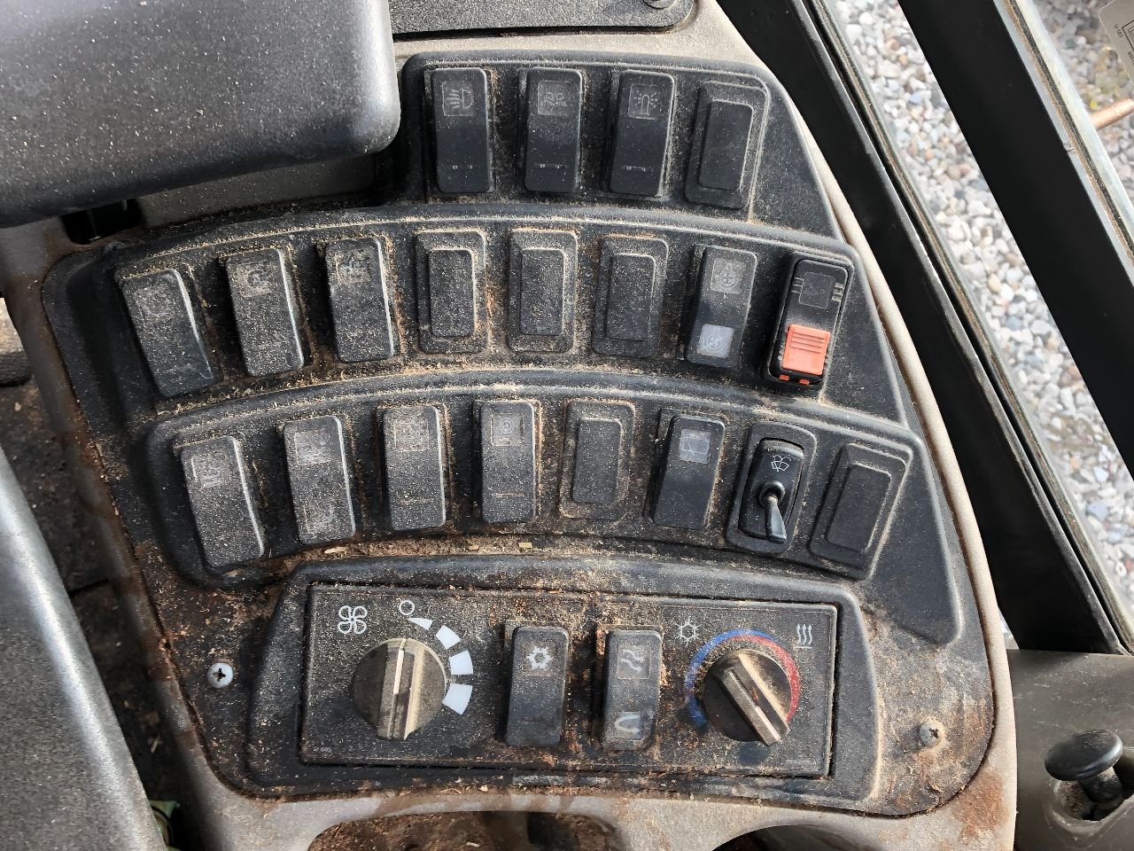 76303030 | Case 621F Dash Panel for Sale