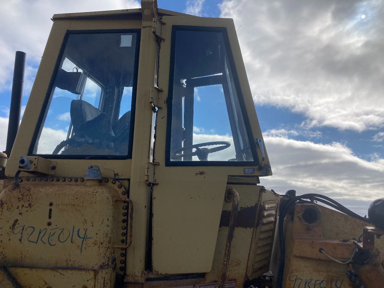 5V9413 | CAT 930 Door Assembly for Sale