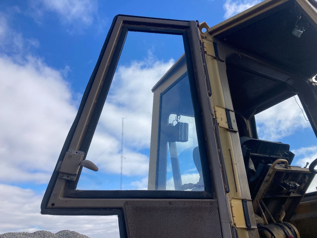 5V-9413 | CAT 930 Door Assembly for Sale