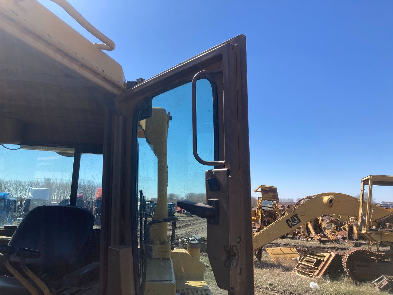 6T-7230 | CAT D6H Door Assembly for Sale