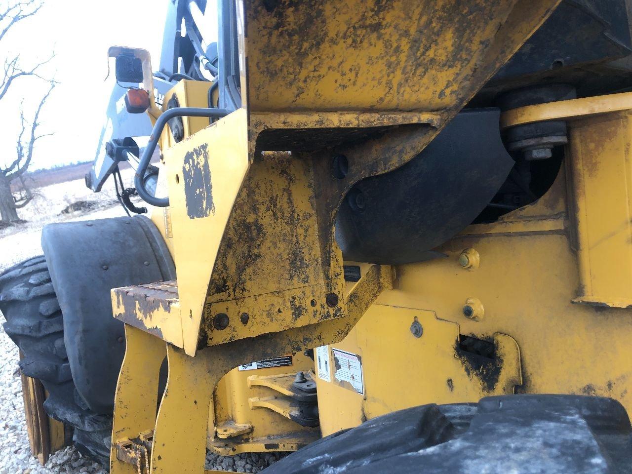 AT369808 | John Deere 544K Fender for Sale