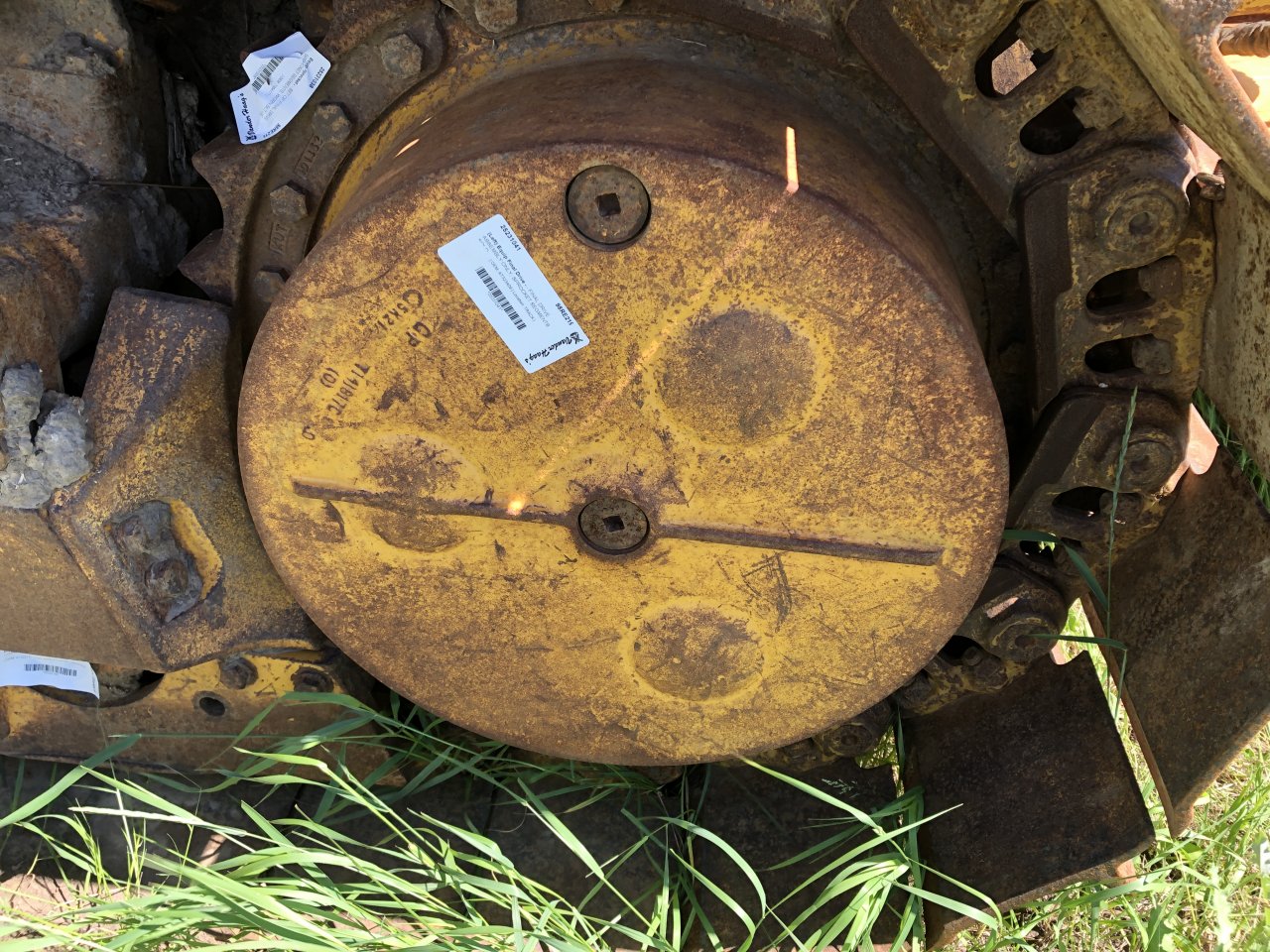 AT323409 | John Deere 850C Final Drive for Sale