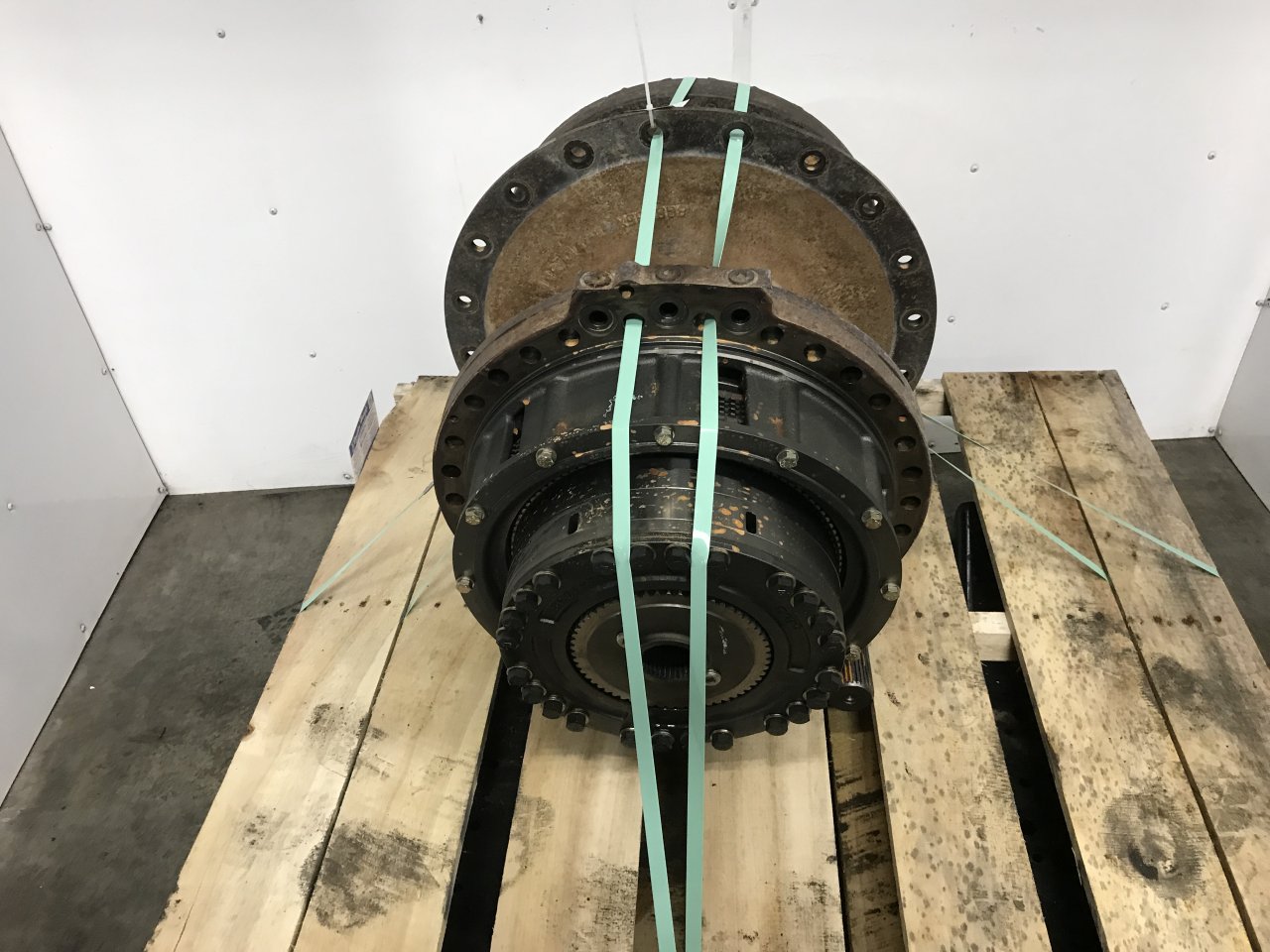 8E-8265 | CAT D4H II Final Drive for Sale