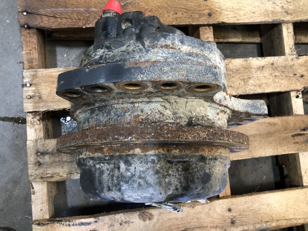 7253616 | Bobcat T650 Hydraulic Motor for Sale