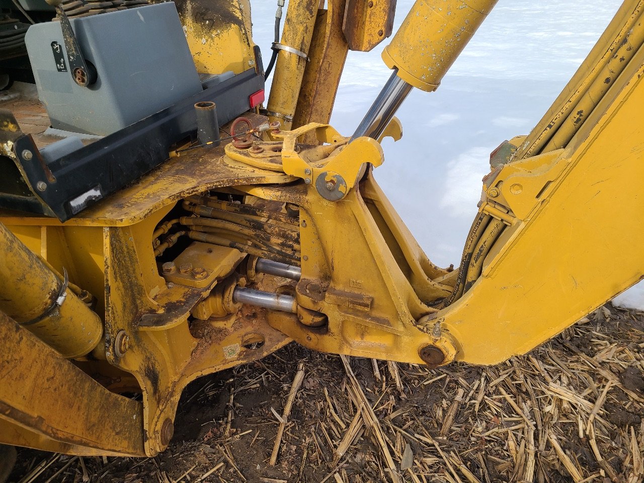 9R-7711 | CAT 416C Frame for Sale