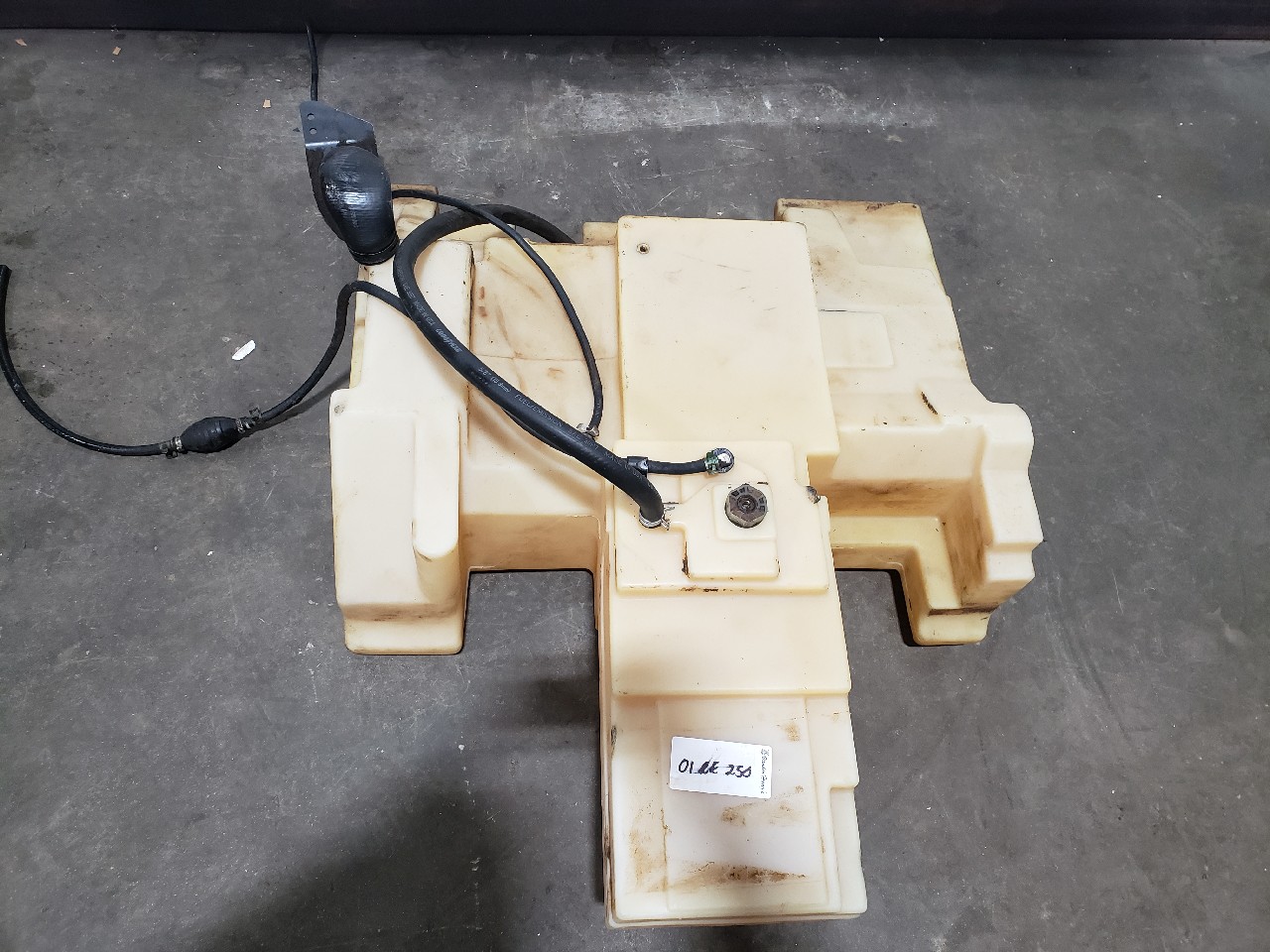 6683303 | Bobcat T190 Fuel Tank for Sale