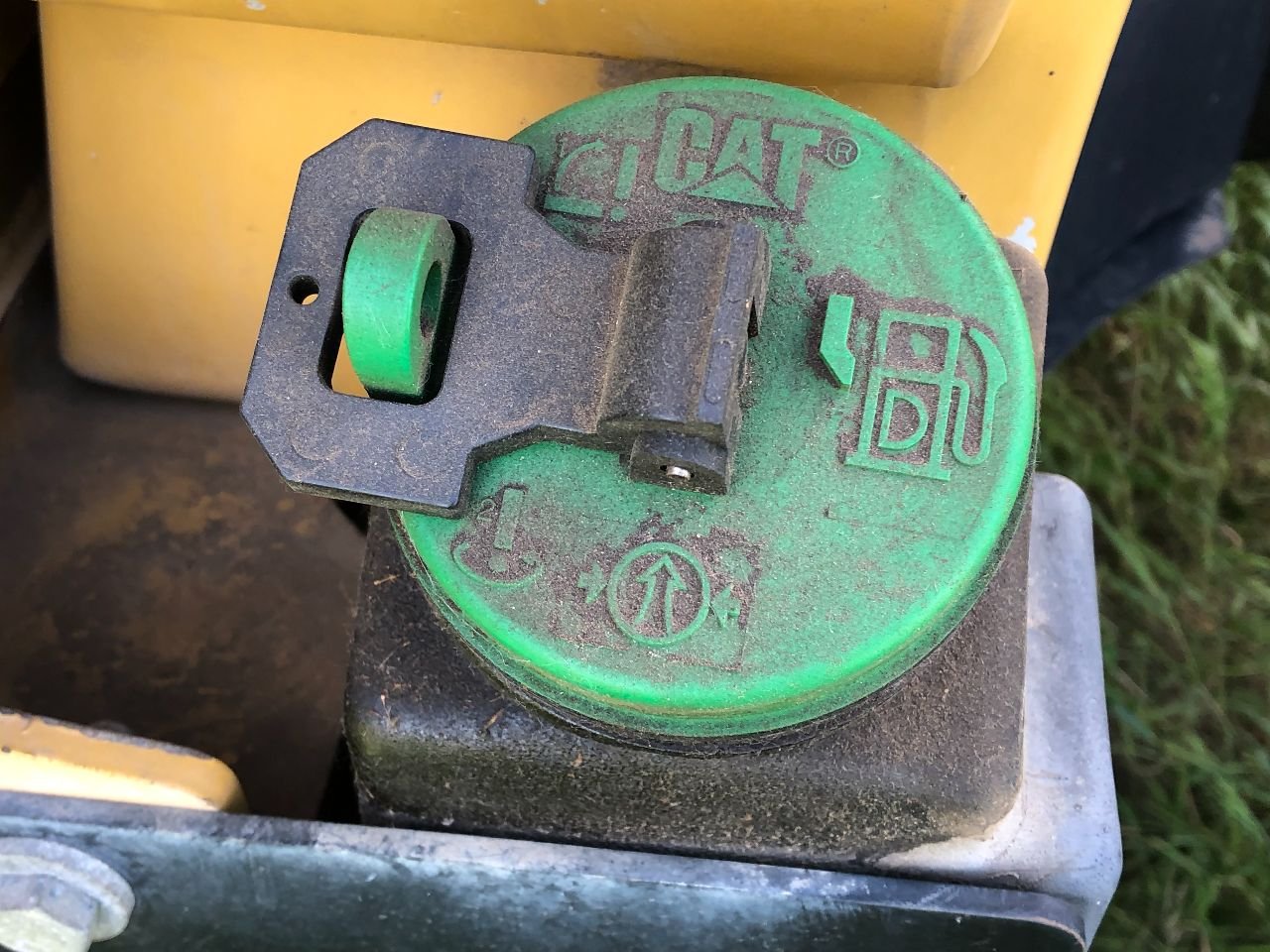 223-2006 | CAT TH580B Fuel Tank for Sale