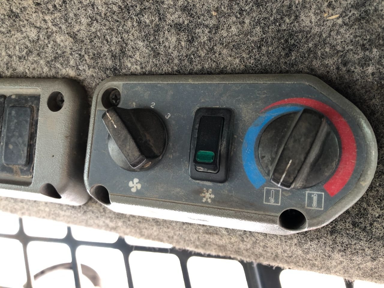 6674228 | Bobcat T300 Heater & AC Control for Sale
