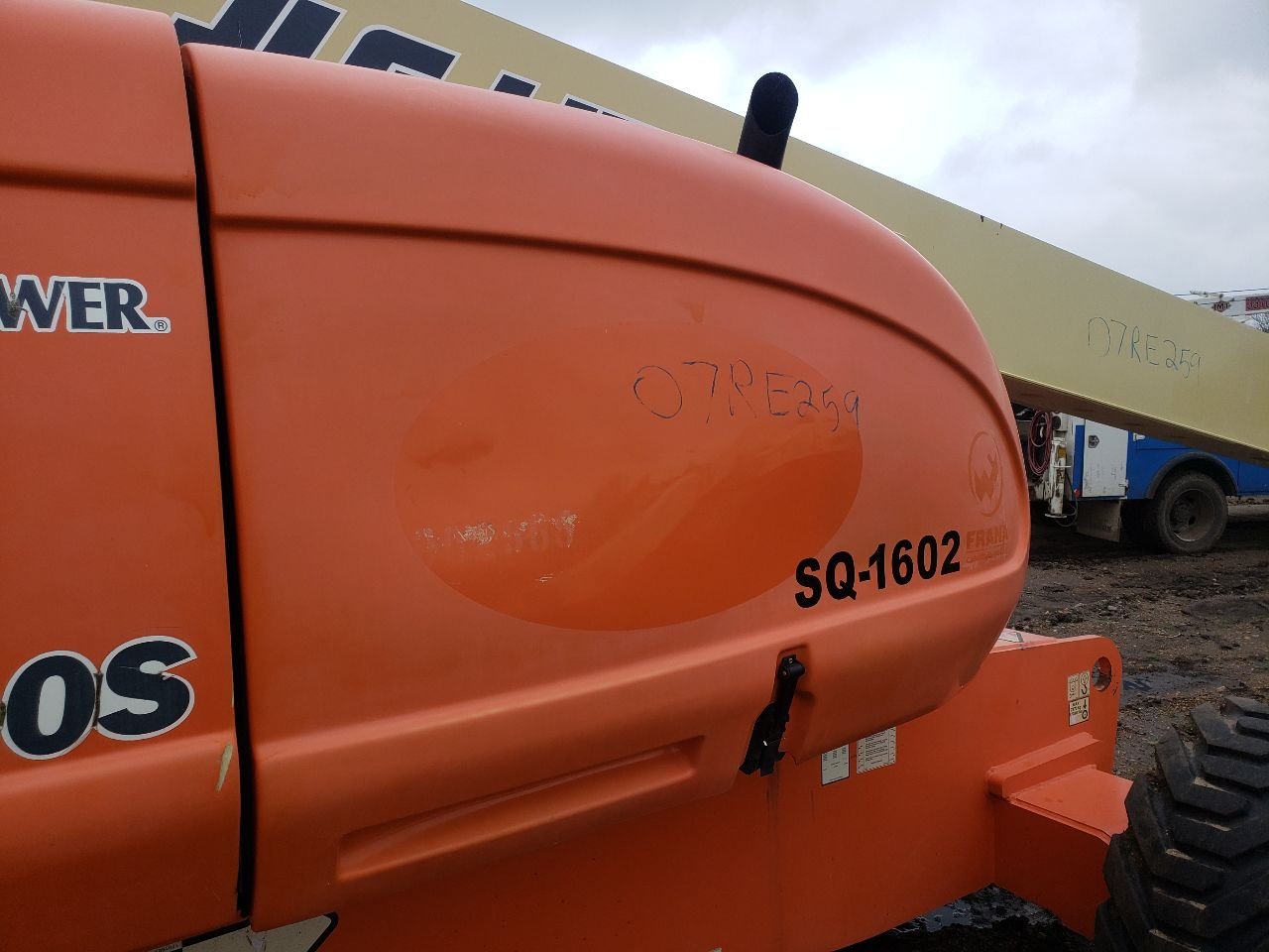 1671248 | JLG 800S Hood for Sale