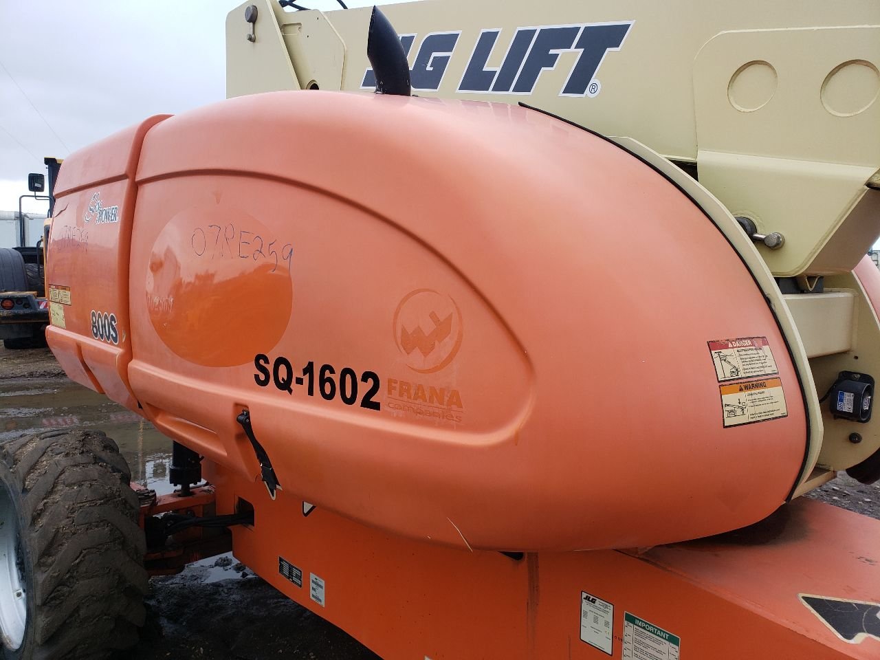 1671248 | JLG 800S Hood for Sale