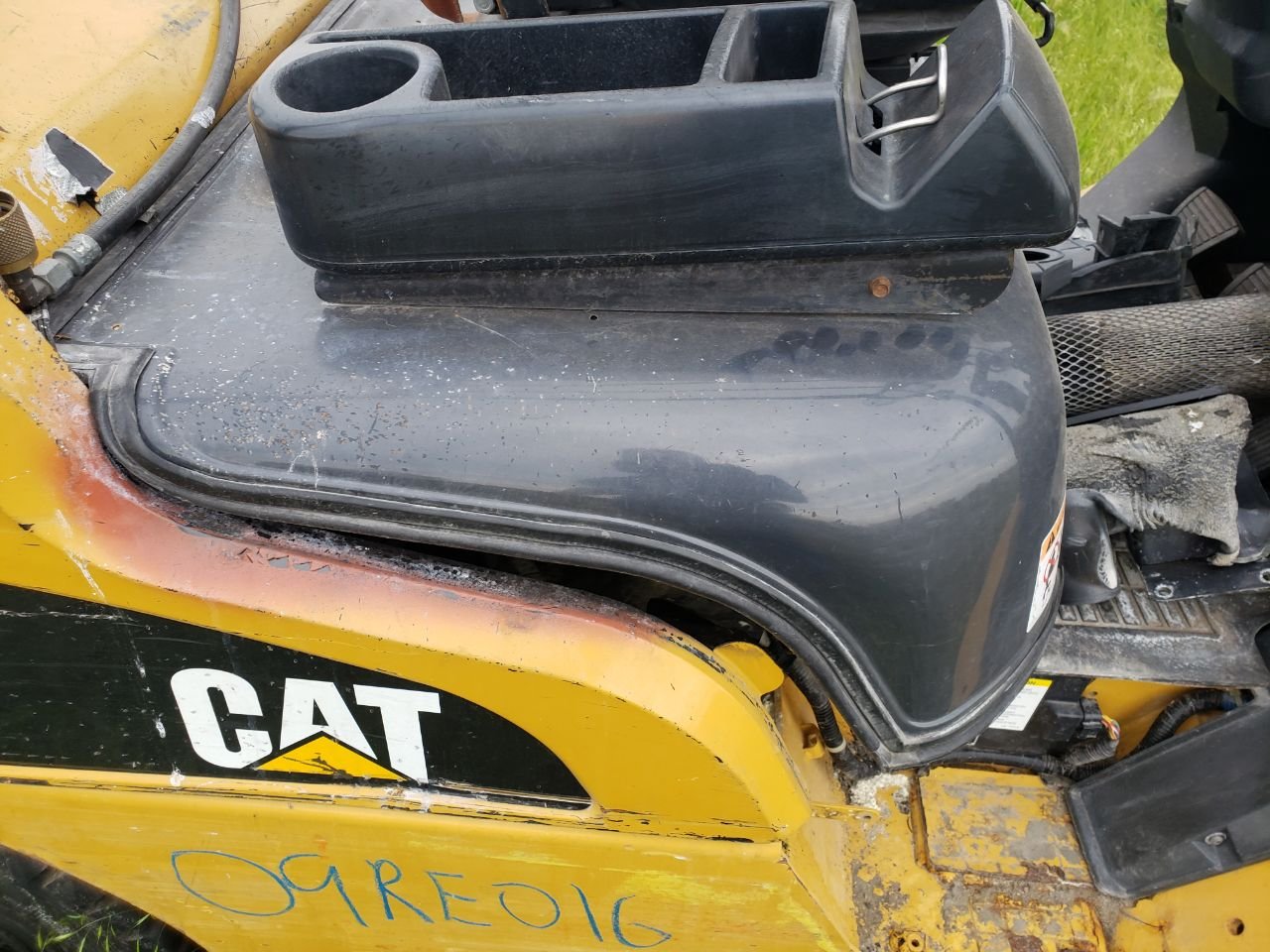 CAT P5000-LP Hood for Sale