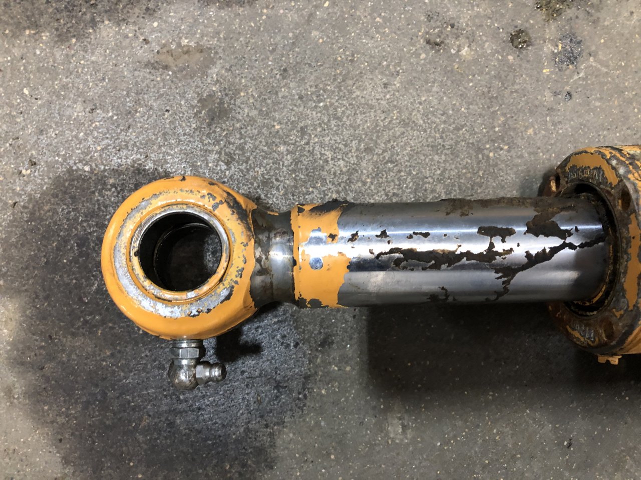 117903A1 | Case 1845C Hydraulic Cylinder for Sale