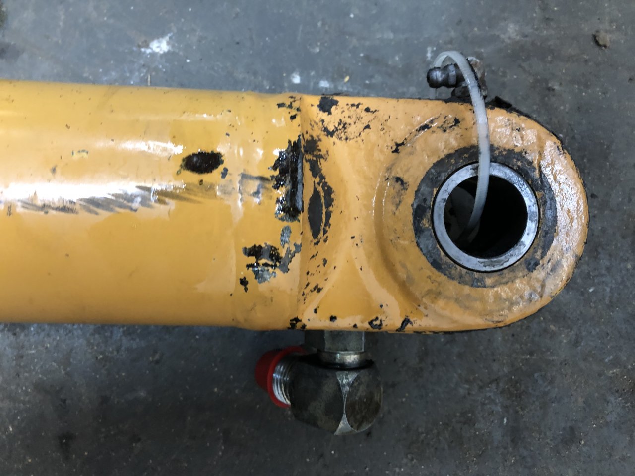 117903A1 | Case 1845C Hydraulic Cylinder for Sale