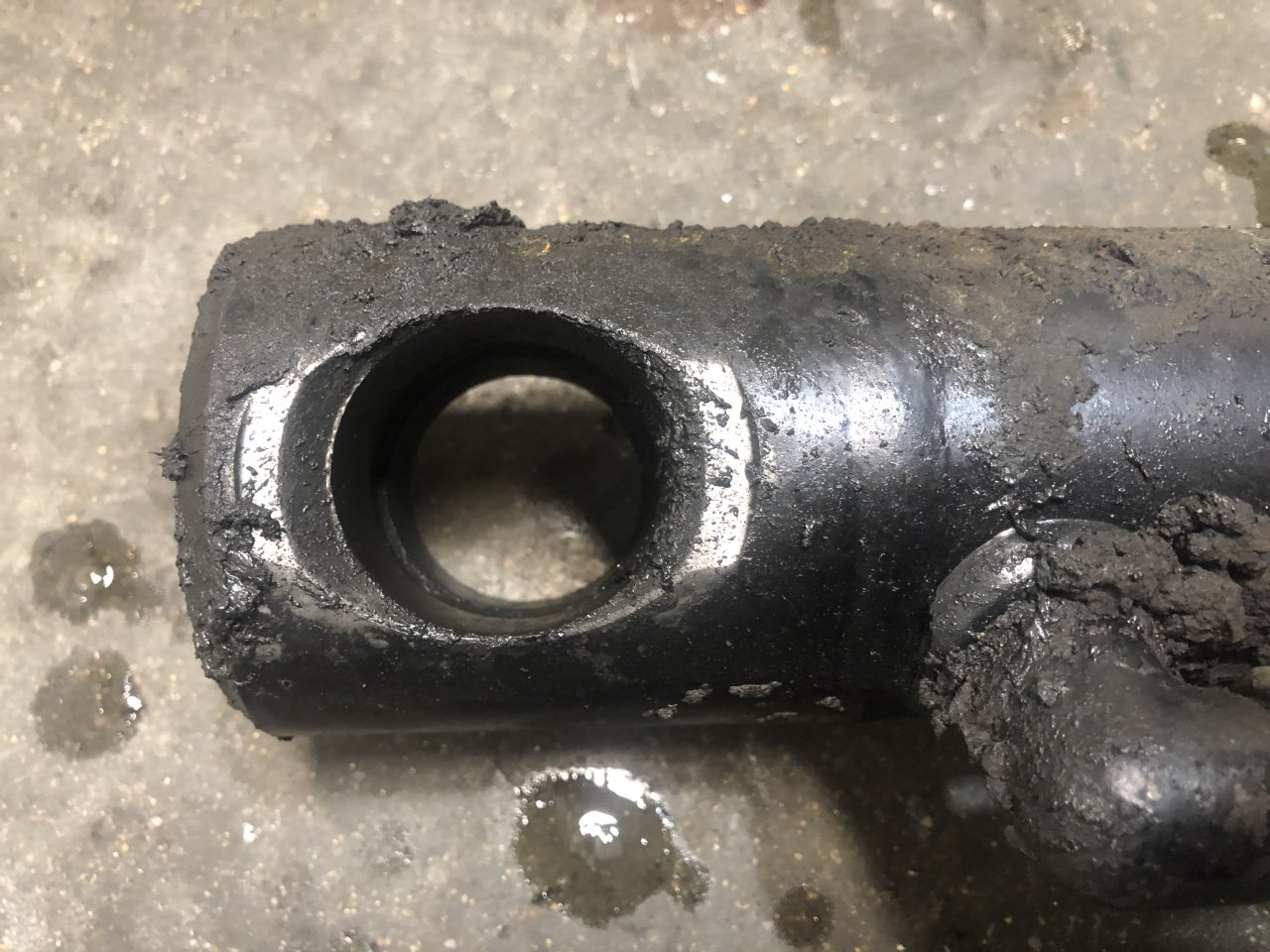 142-9196 | CAT 246 Hydraulic Cylinder for Sale