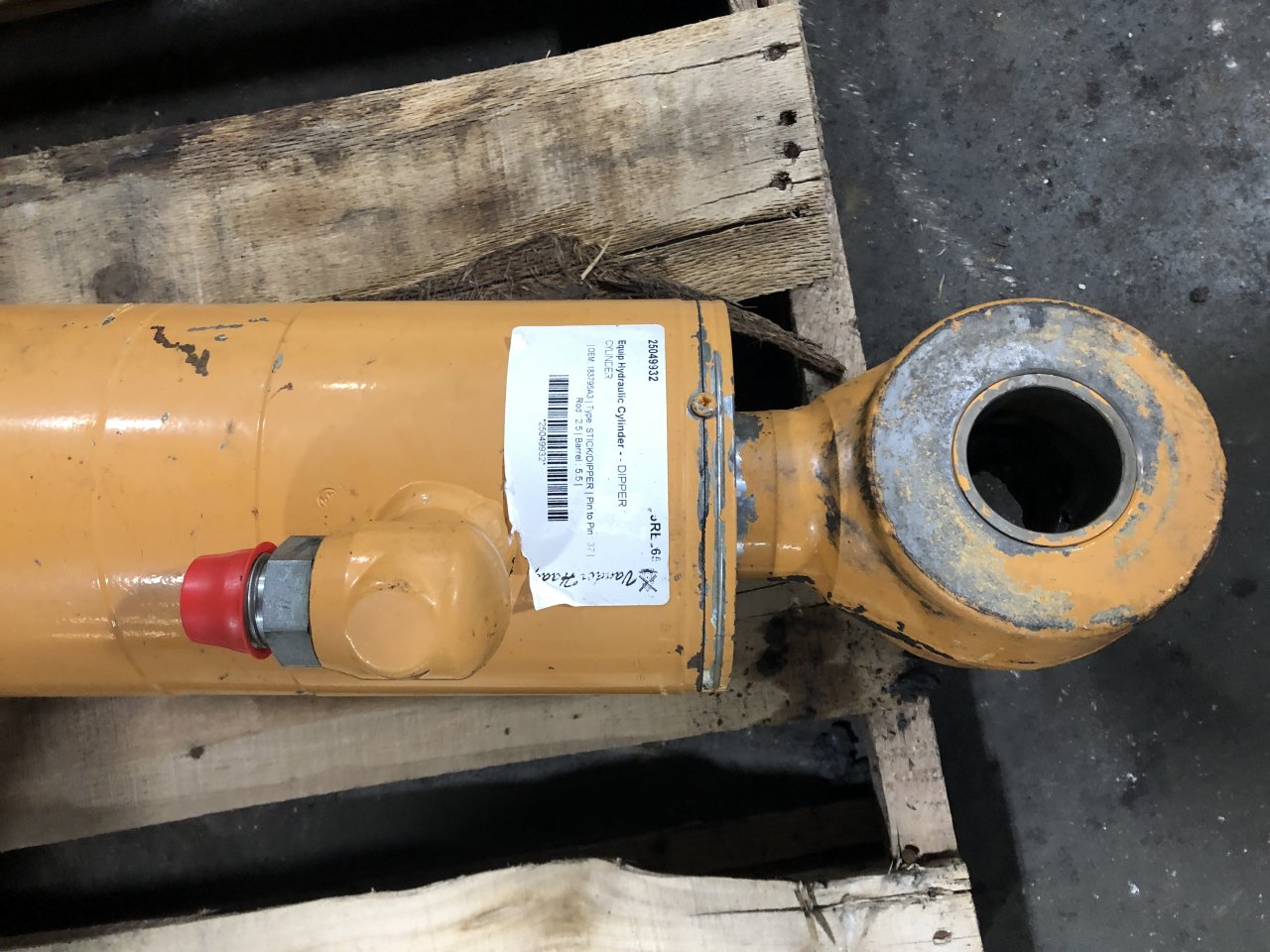 183795A3 | Case 580 SM Hydraulic Cylinder for Sale