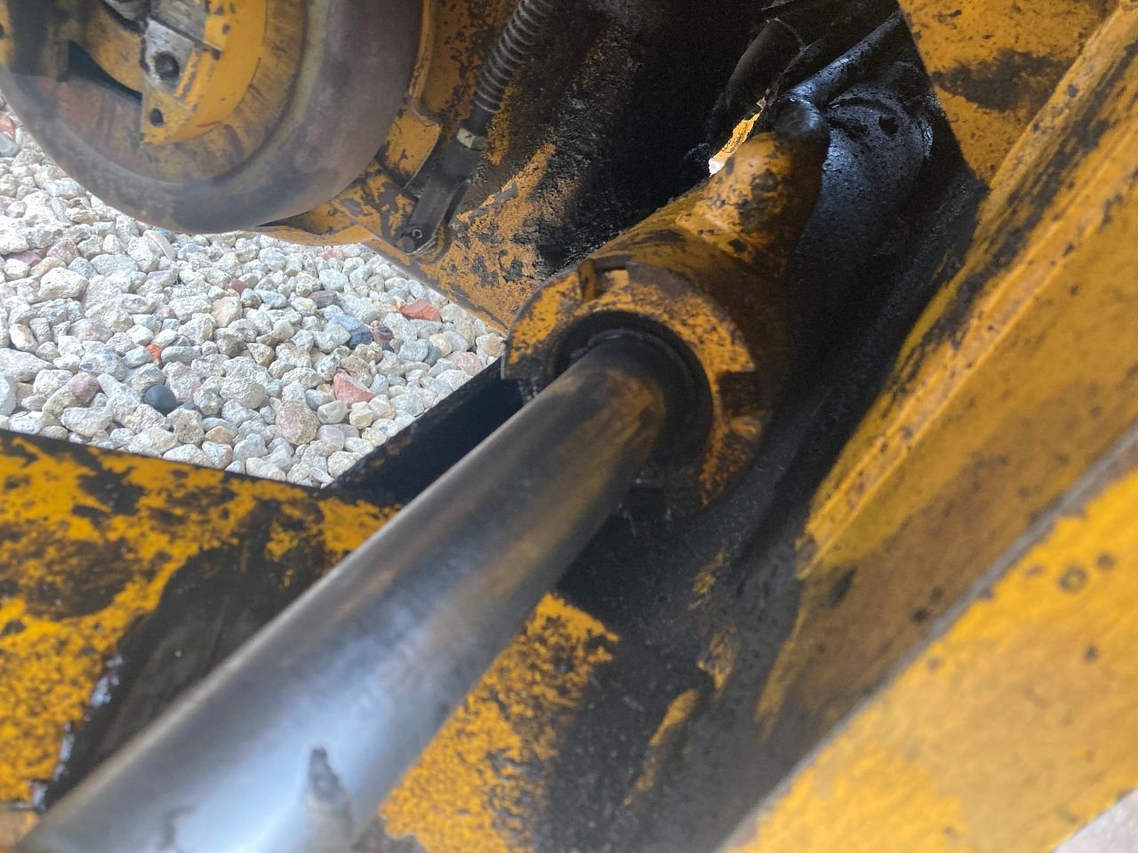 AR94224 | John Deere 644C Hydraulic Cylinder for Sale