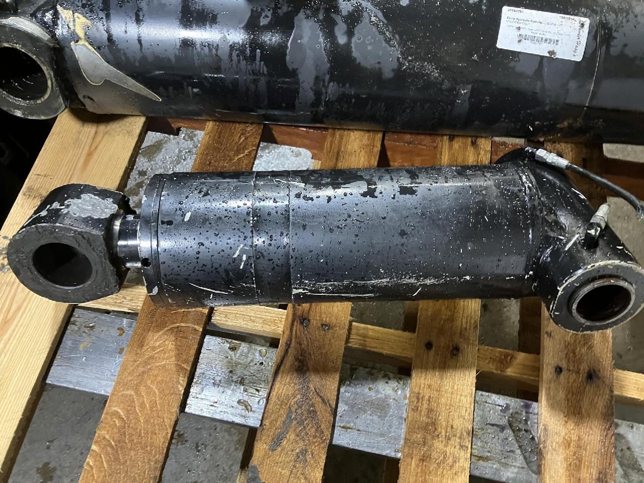 91513272 | JLG G9-43A Hydraulic Cylinder for Sale