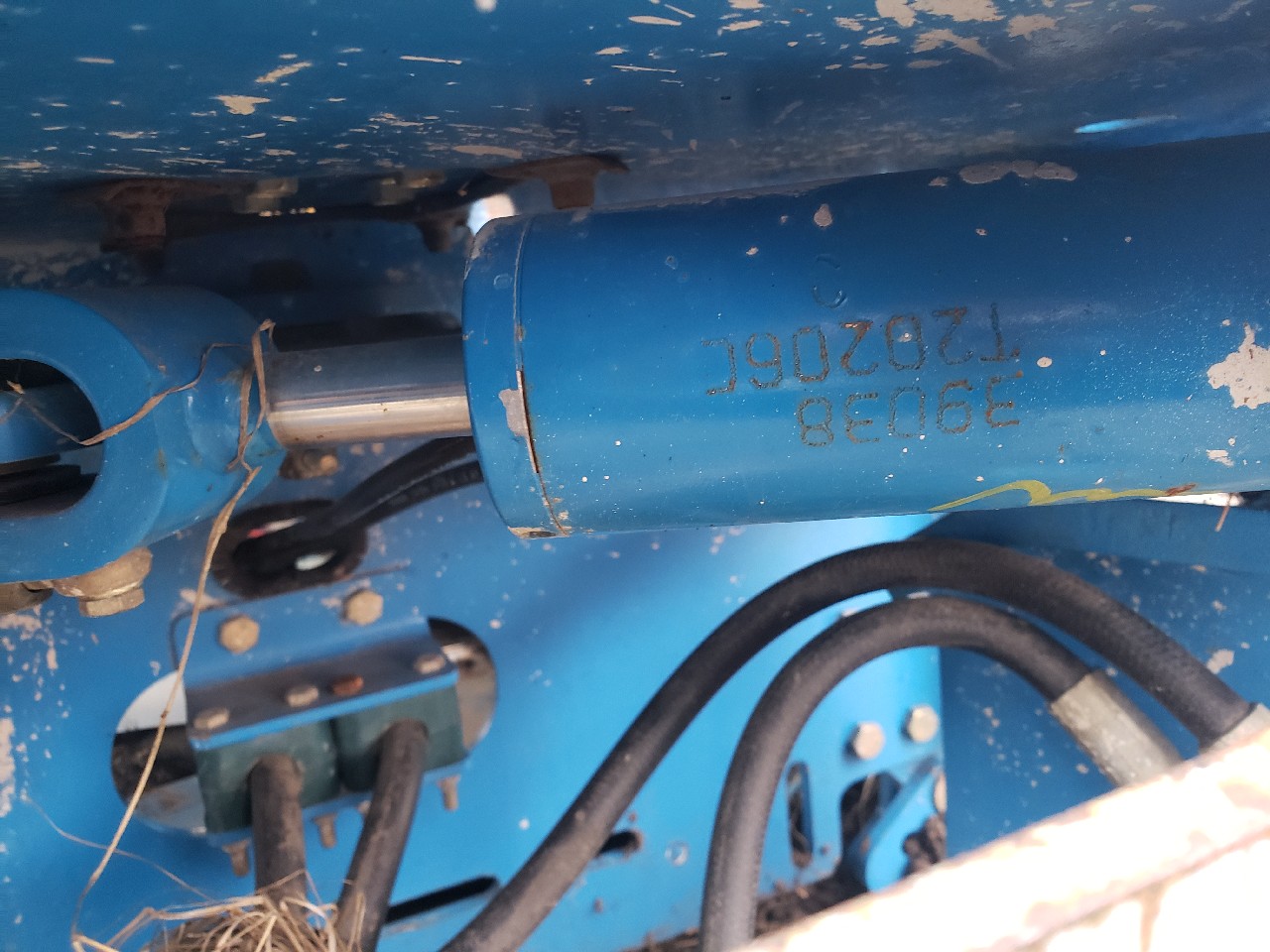 39038GT | Genie GS1930 Hydraulic Cylinder for Sale