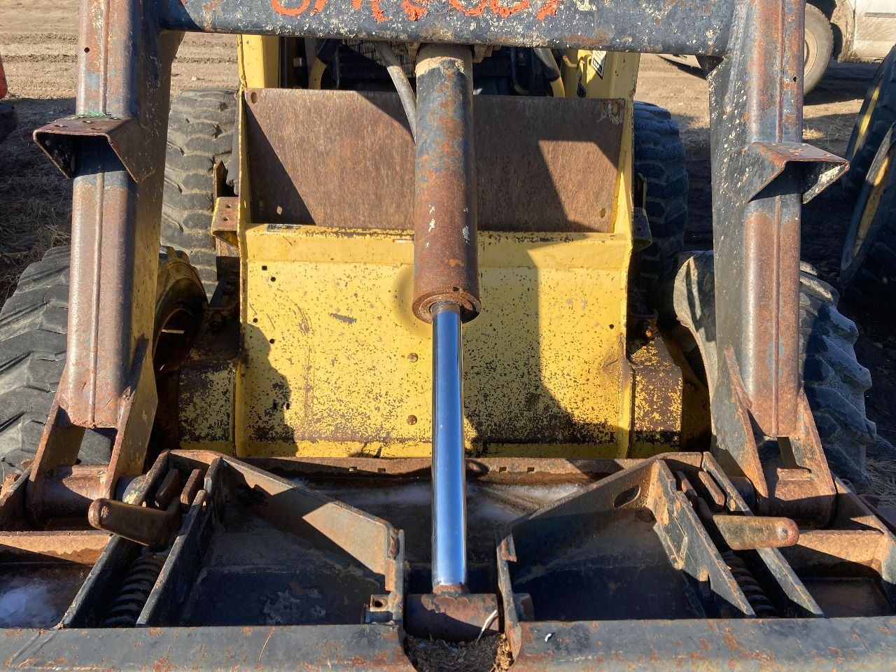593558 | New Holland L553 Hydraulic Cylinder for Sale