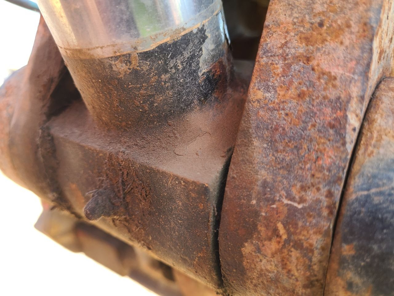 299905 | Manitou MLT 633TLS Hydraulic Cylinder for Sale