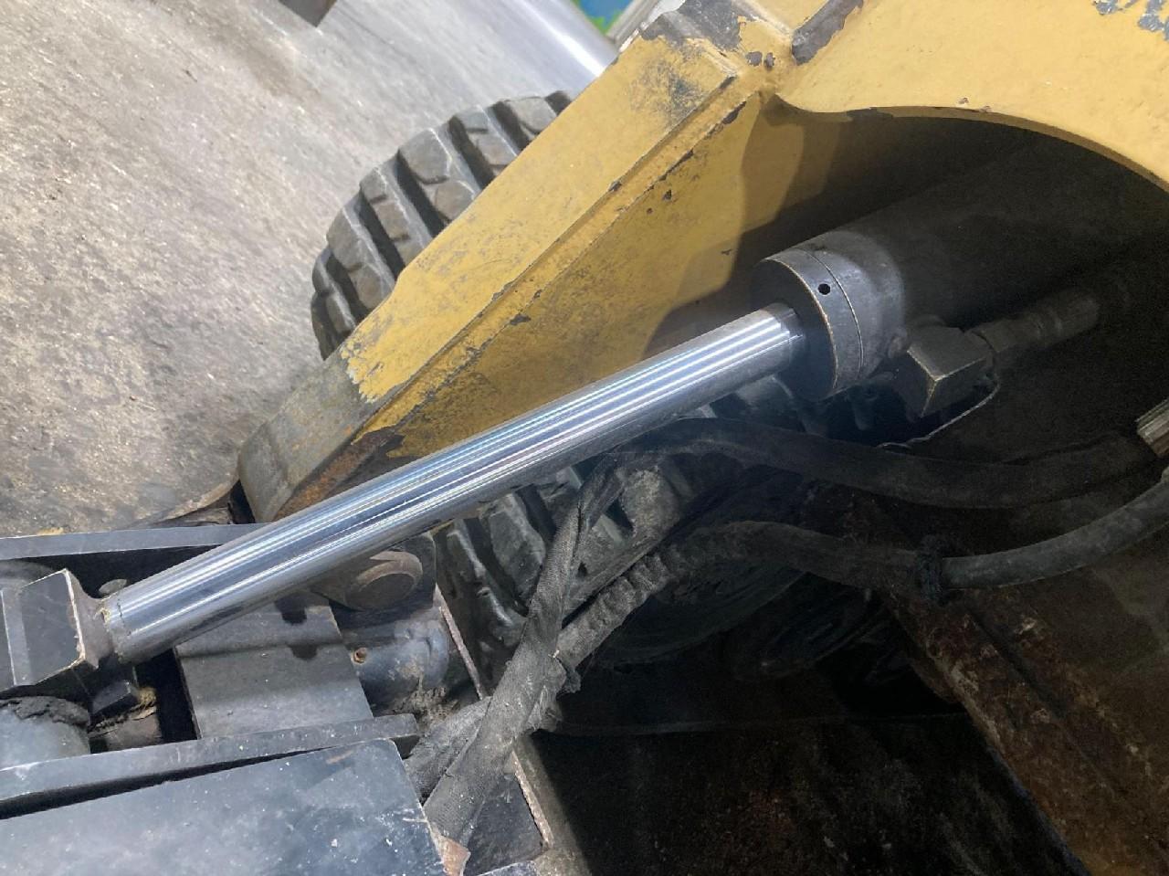 2076-603 | ASV RT120F Hydraulic Cylinder for Sale