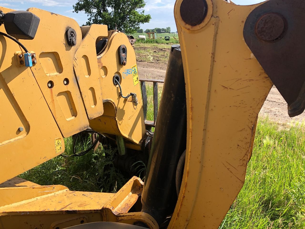 208-3886 | CAT TH580B Hydraulic Cylinder for Sale