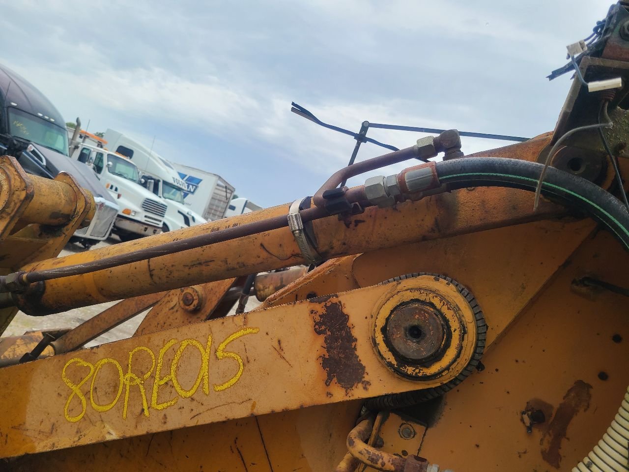 G33593 | Case W18 Hydraulic Cylinder for Sale