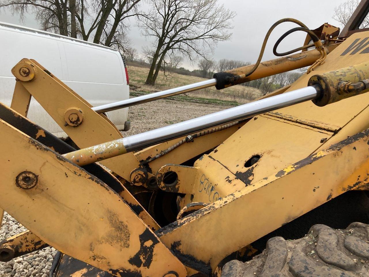 G109285 | Case W20B Hydraulic Cylinder for Sale