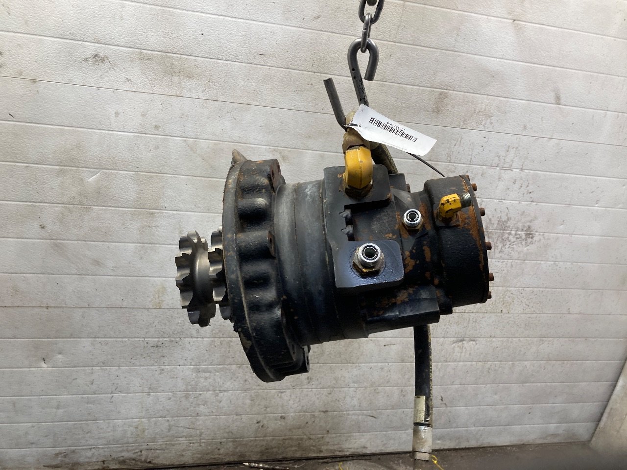 AT343527 | John Deere 326D Hydraulic Motor for Sale